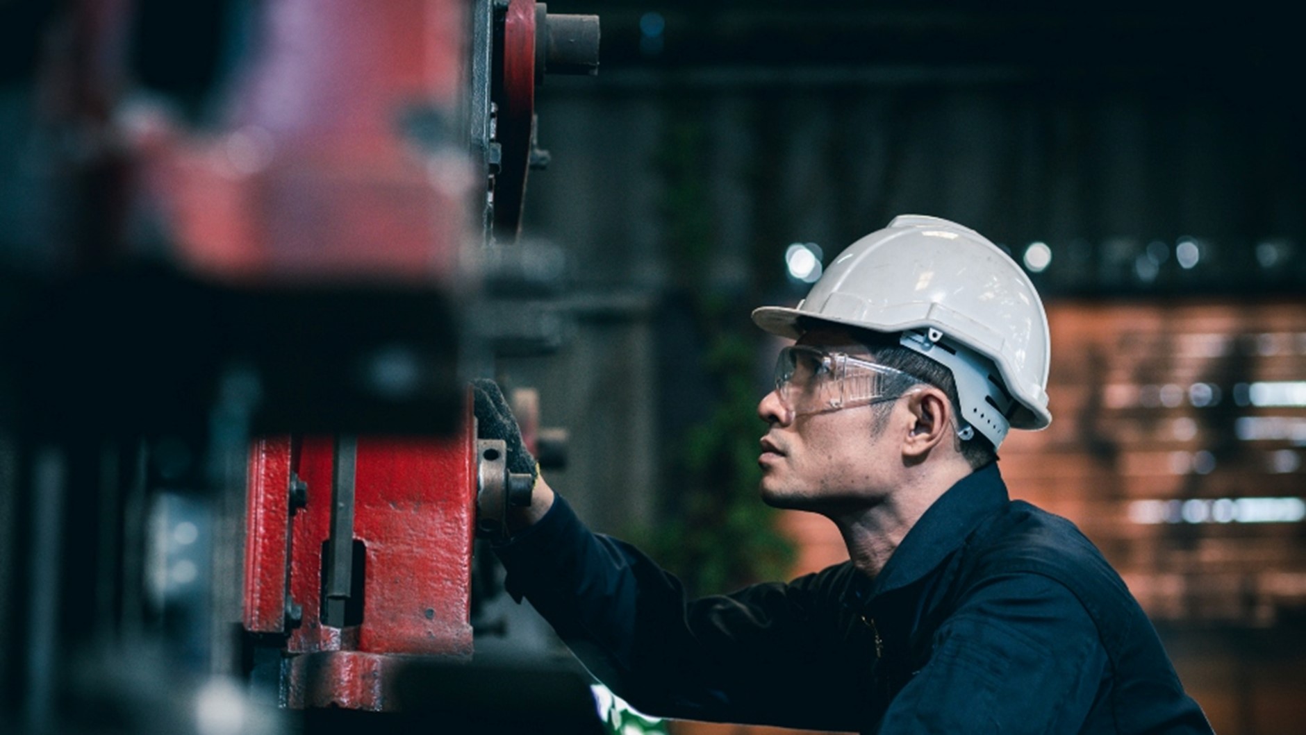 SMEs EXTEND MACHINERY ASSET LIFE AS SUPPLY CHAIN ISSUES HIT - Sheet ...