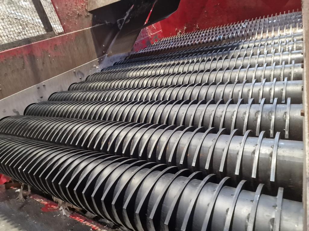 CONVEYOR SCREENING SHAFTS MANUFACTURED AND INSTALLED IN RECORD TIME ...