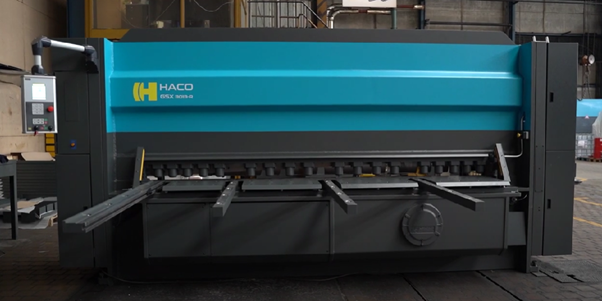 HACO GSX 3013-R HYDRAULIC GUILLOTINE SHEAR - Sheet Metal Industries